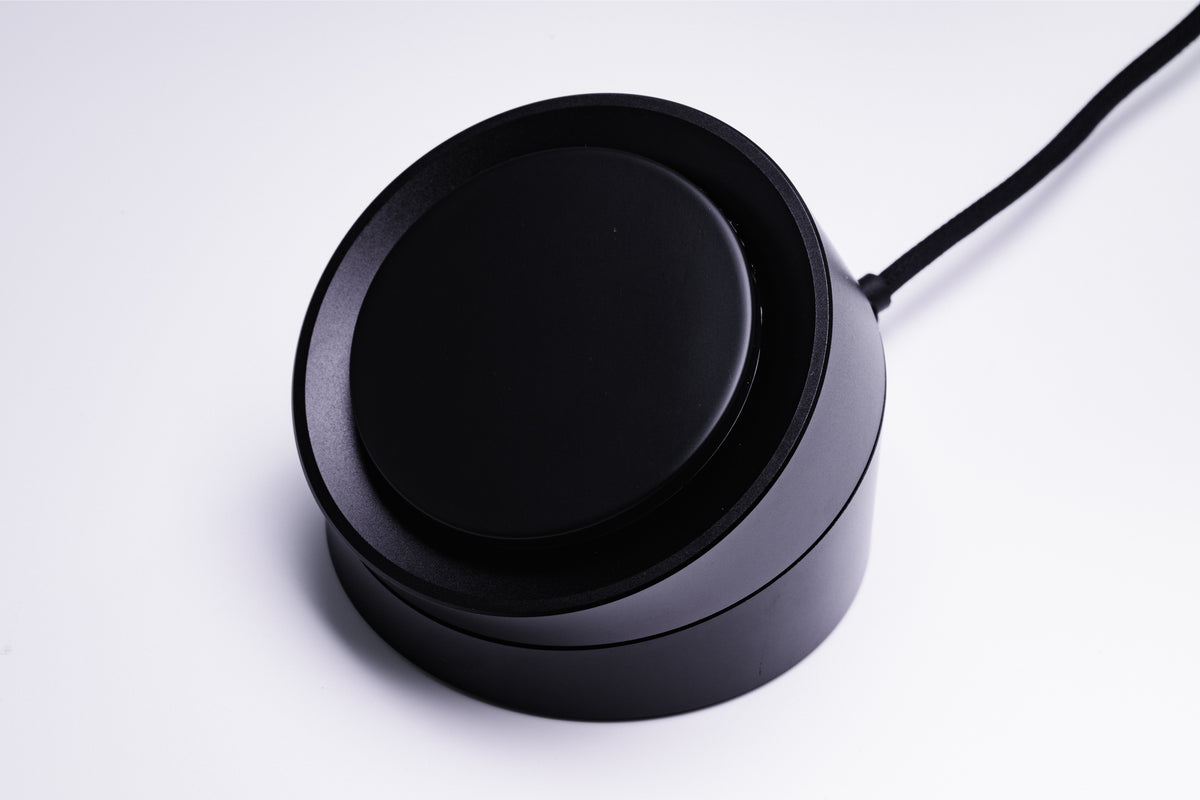 DIAL Wireless Charger by Sum Products